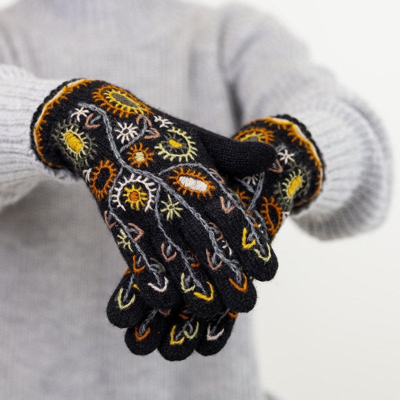 Embroidered Gloves - Etsy