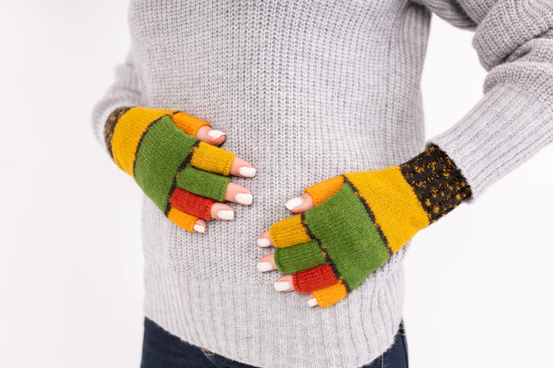 100% Wool Fingerless Gloves, Knit From Hand-dyed Yarn - Etsy