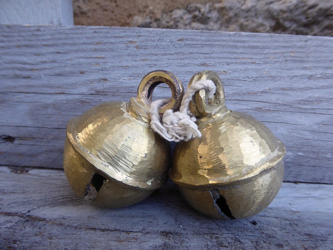 Vintage Big Indian Cow Bell Sold by 2 Pieces Temple Brass India Puja ...