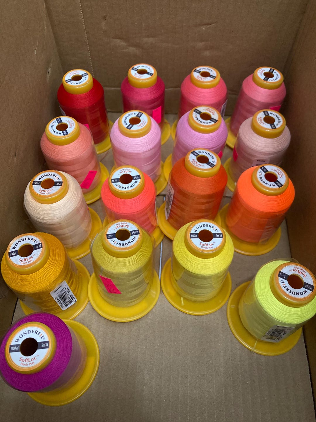 Wonderfil - Softloc Thread - Warm Colors - 1100yds - Wooly Poly Thread ...