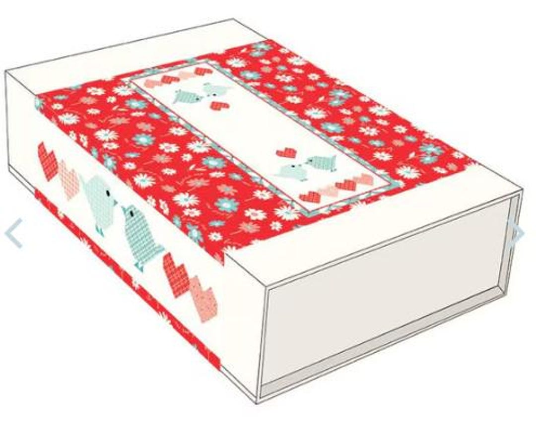 Riley Blake - Heart to Heart Table Runner Boxed Kit - Etsy