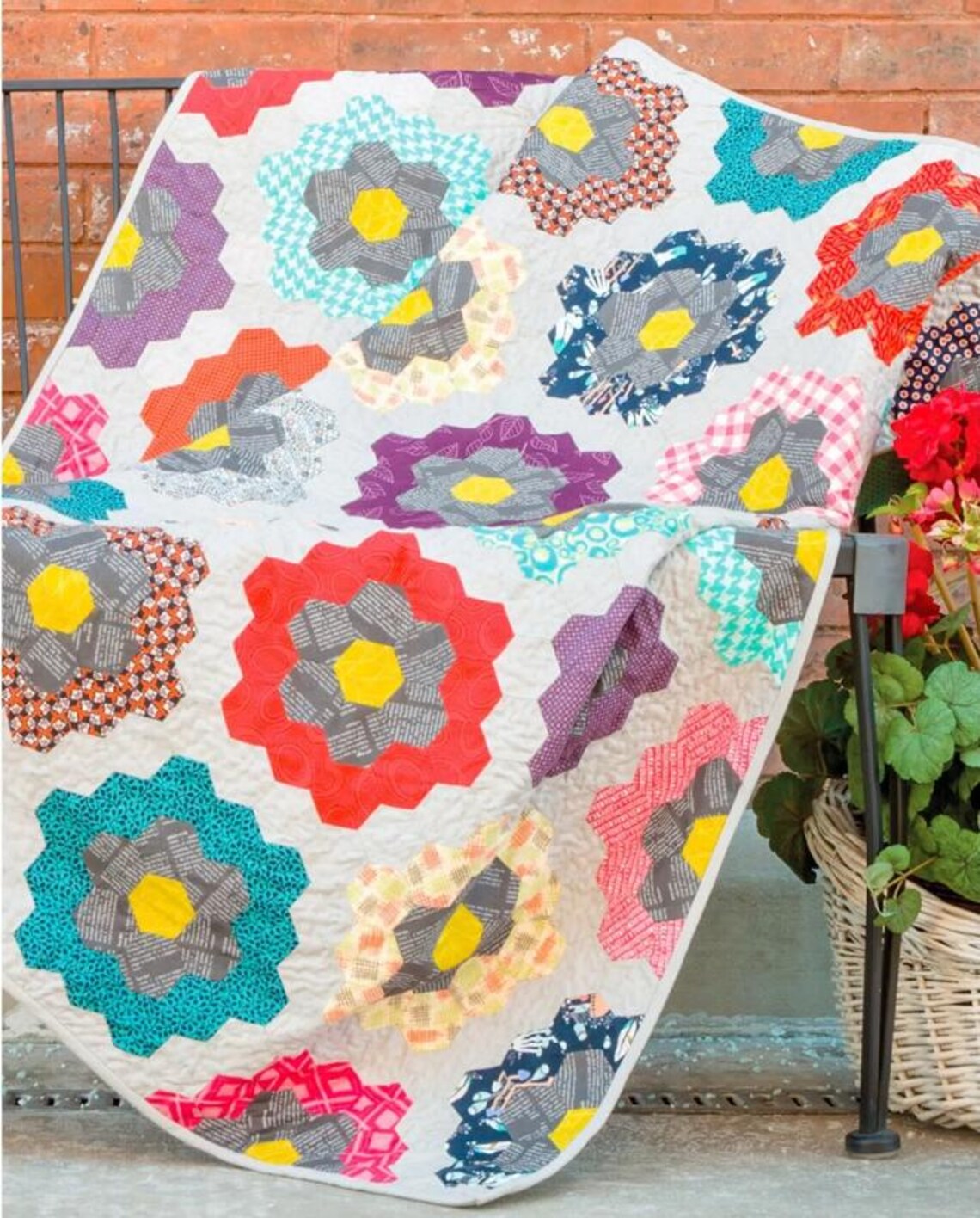 Accuquilt Go! English Paper Piecing Hexagon Die - 55422 GO! English ...