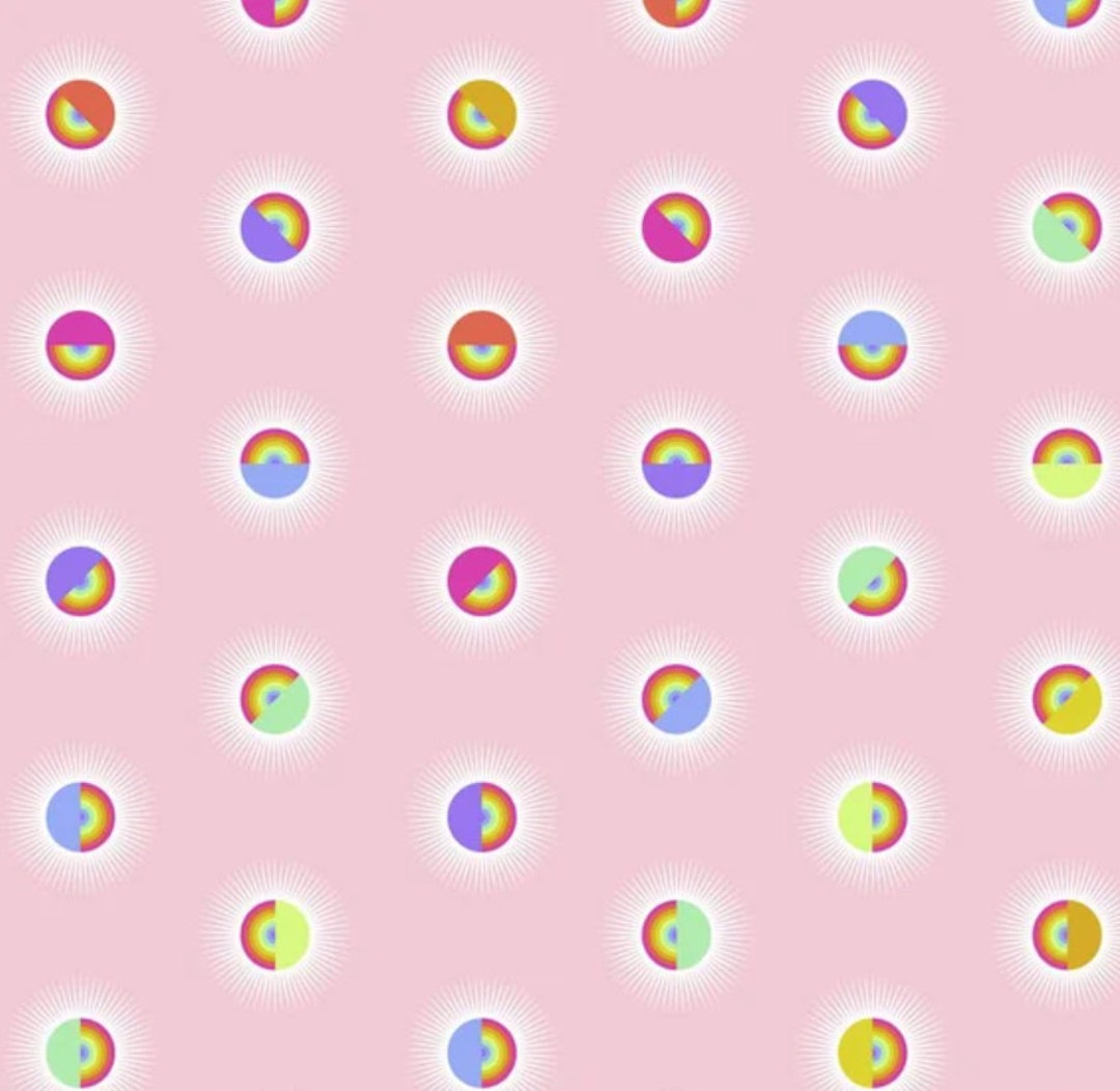 Tula Pink - Backing Fabric - Saturdaze - Guava - Daydreamer - QBTP007 ...