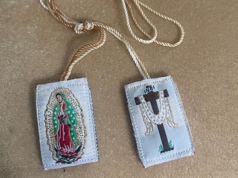 Scapular Virgen De Guadalupe Y La Santa Cruz - Escapulario Gold * Free ...