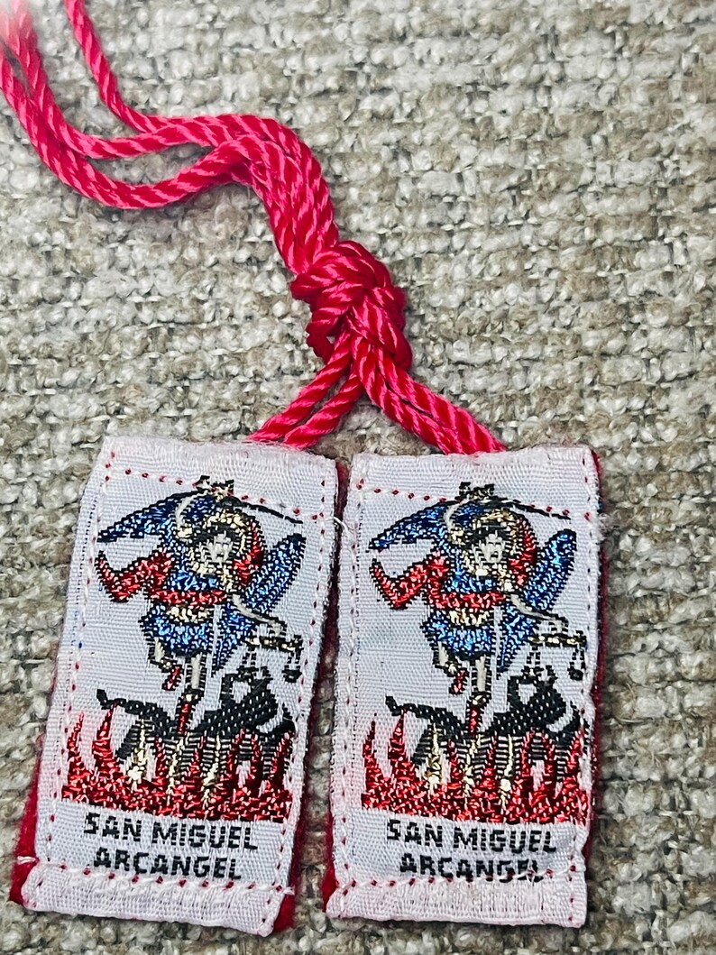 Scapular Escapulario San Miguel Arcangel - Escapulario Red * Free ...