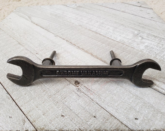SET OF 4 Wrench Handles - Wrench Drawer Pull - Carpenter Tools ...