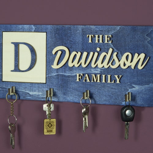 Last Name Key Holder for Wall Personalized Family Name Sign - Etsy