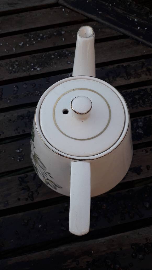 Vintage 1950s Heatmaster Teapot With Christmas Rose Pattern Made ...