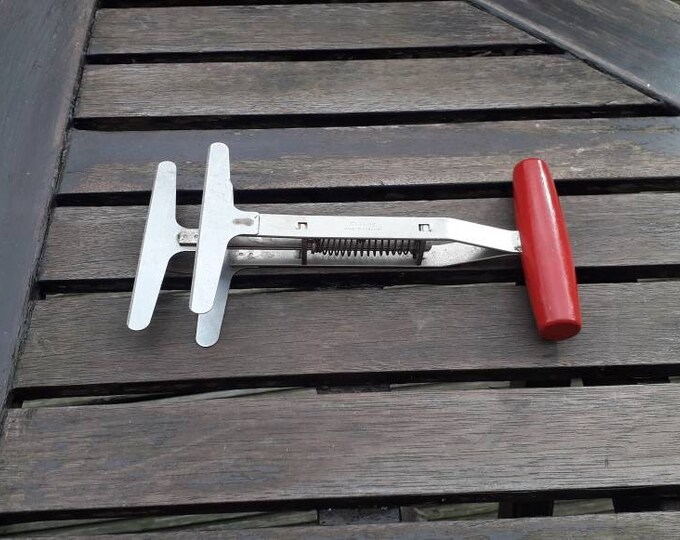 Vintage 1950s Skyline Potato Chipper, Vegetable Slicer. Spring Loaded ...