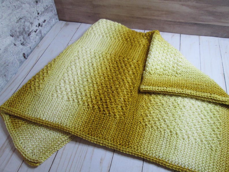 Handknit Baby & Lap Blanket – “tonal Hue: Live at Wembley” - Etsy