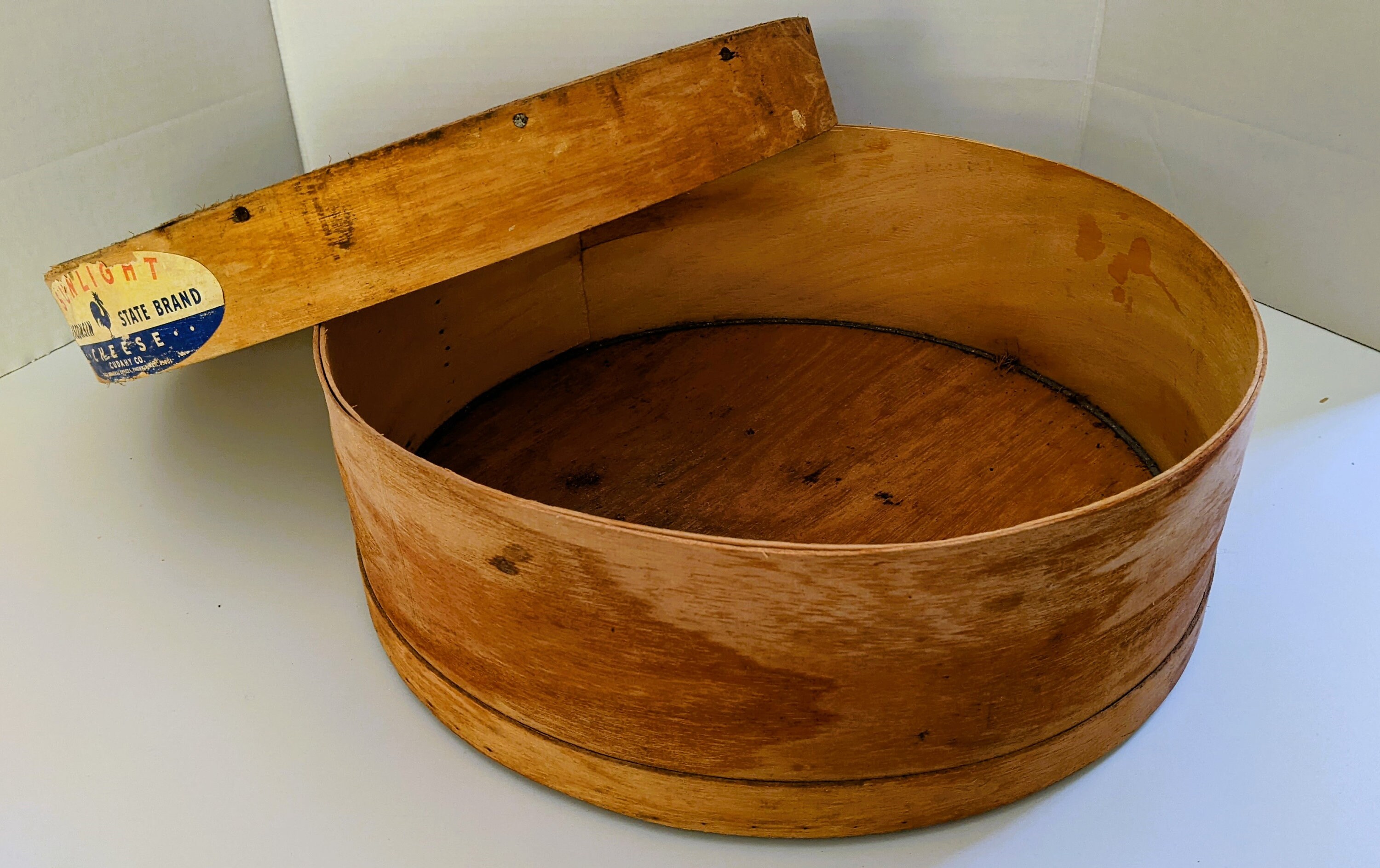 Mid Century Wooden Cheese Wheel Box Sunlight Wisconsin Brand Cudahy Co ...