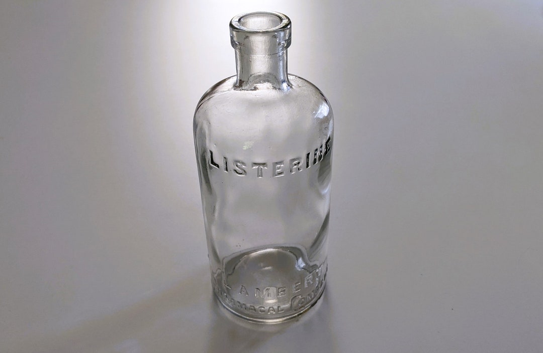 1915-1930s Listerine Bottle Lambert Pharmacal Co Embossed Obear Nester ...