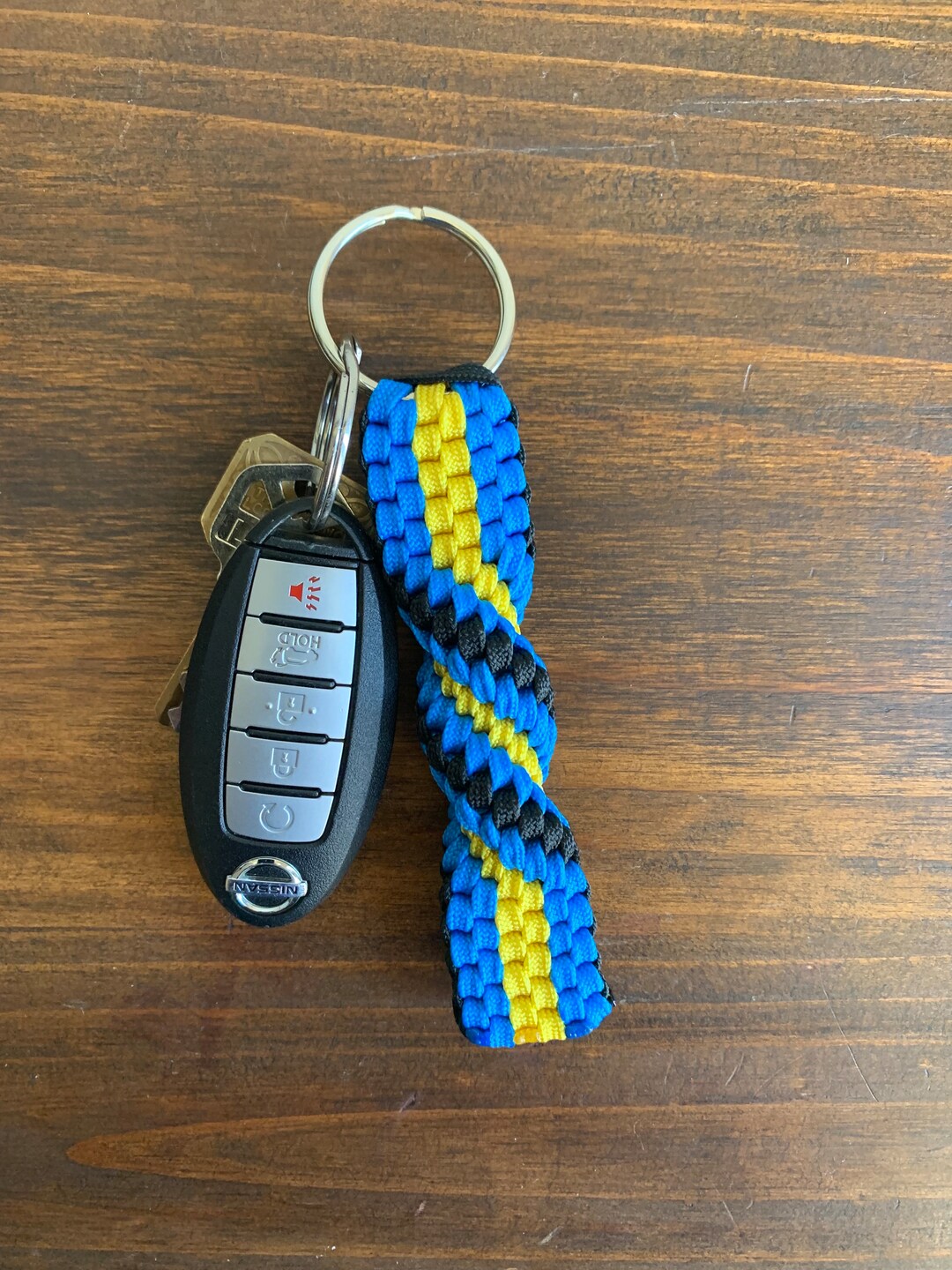 4-string Colonial Blue, Gold & Black Brick/twist Paracord Keychain ...