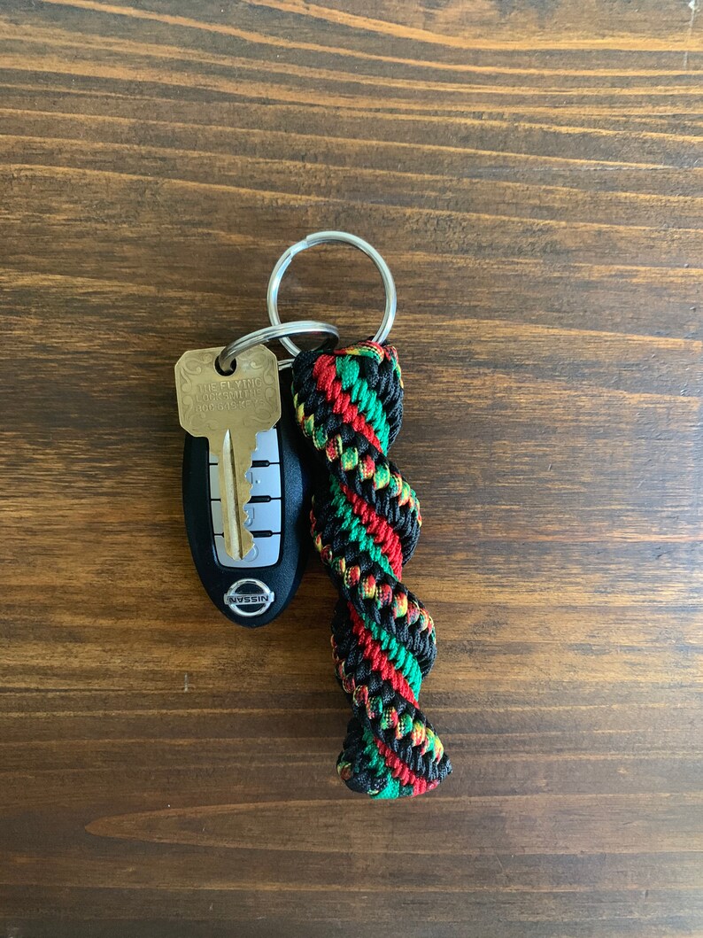 5-string Rasta Spiral Paracord Keychain Rasta Gifts Rasta - Etsy