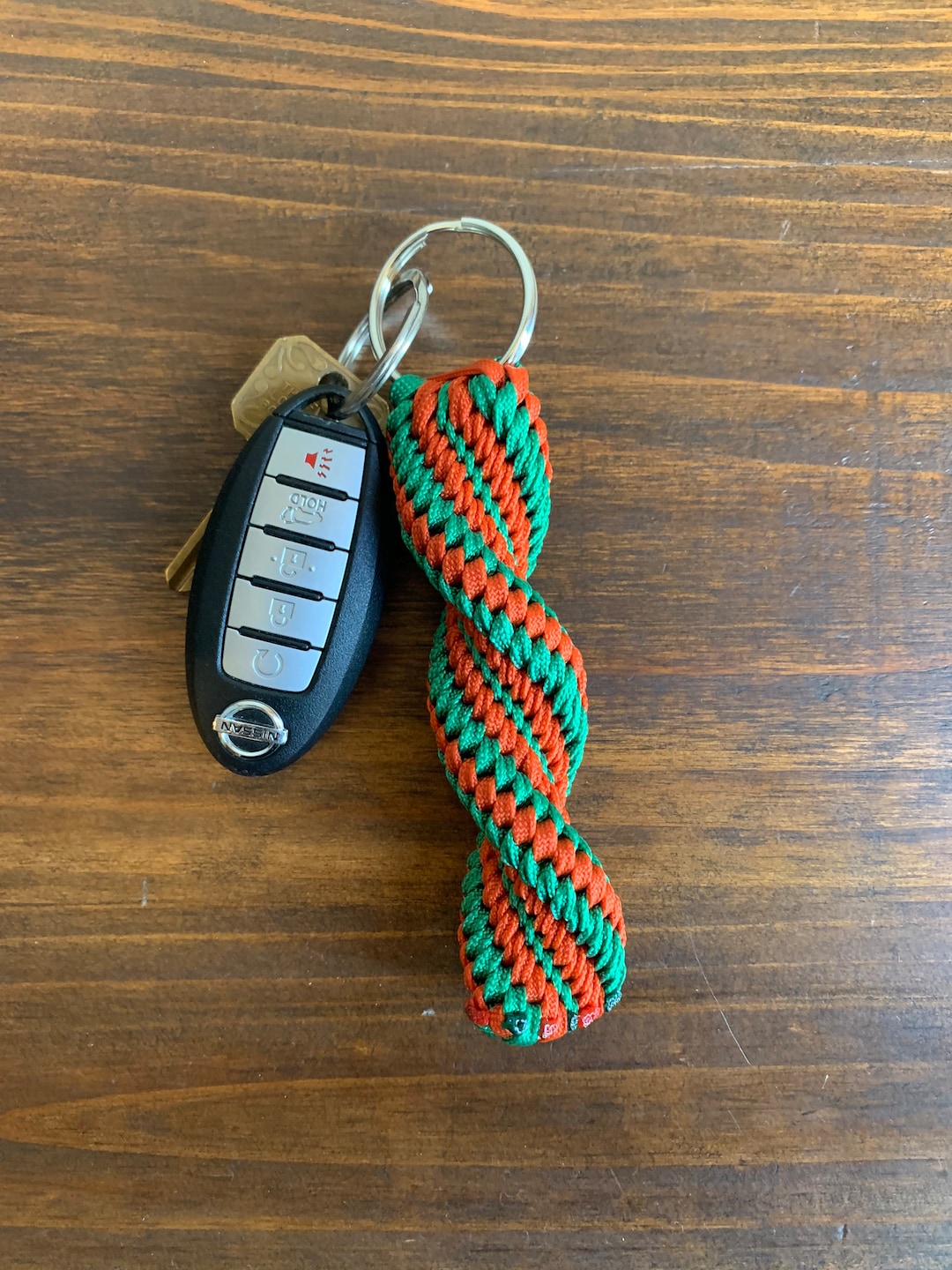 6-string Orange and Green Spiral Paracord Keychain Florida A&M Miami ...