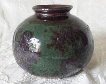 Green pottery vase | Etsy