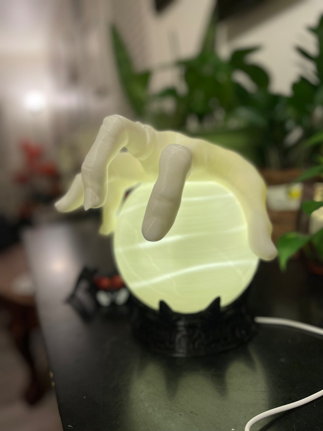 Seer Hand Lamp - Etsy