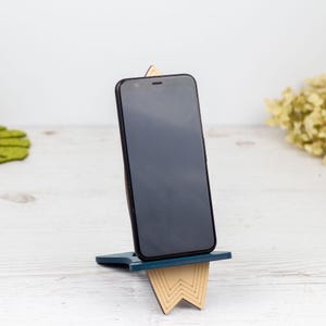 Wooden Surf Phone Stand | Cell Phone Holder With Engraving Surfboard - Etsy