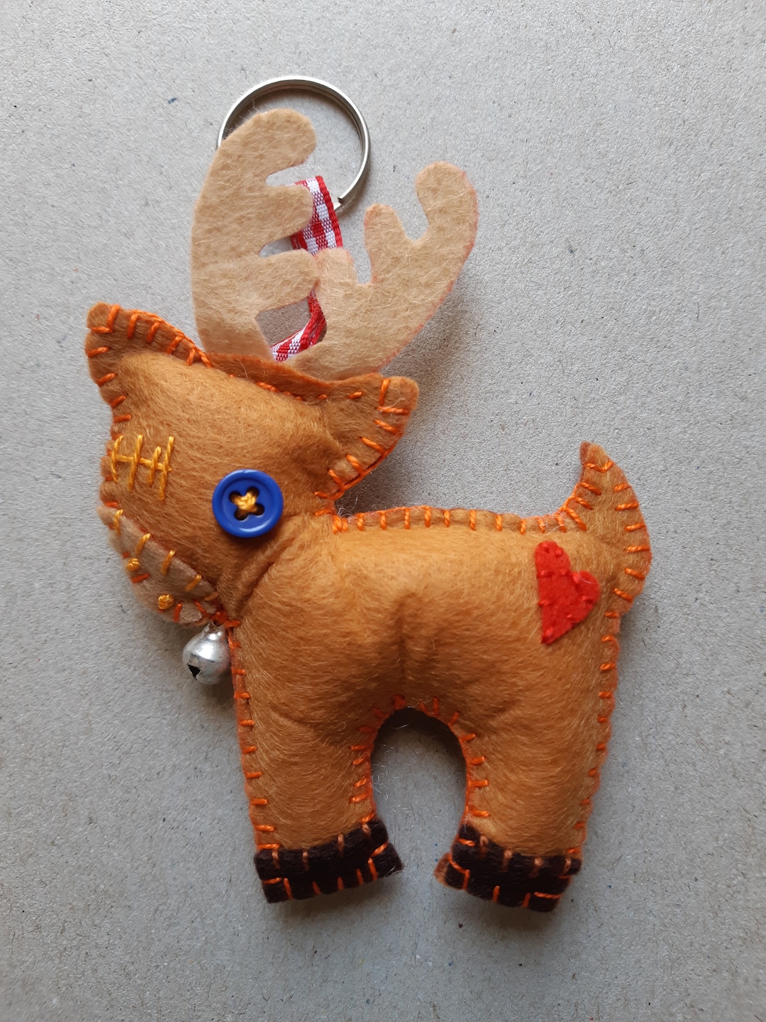 Reindeer Christmas Keychain Handmade Jingle Bell Pendent Gift Idea ...