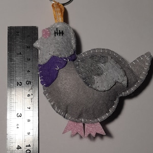 Pigeons Handmade Hand Stitched Key Chain Pigeon Bird Felt Collectable ...