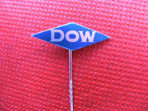 DOW logo chemical company - Vintage pin badge - Gem