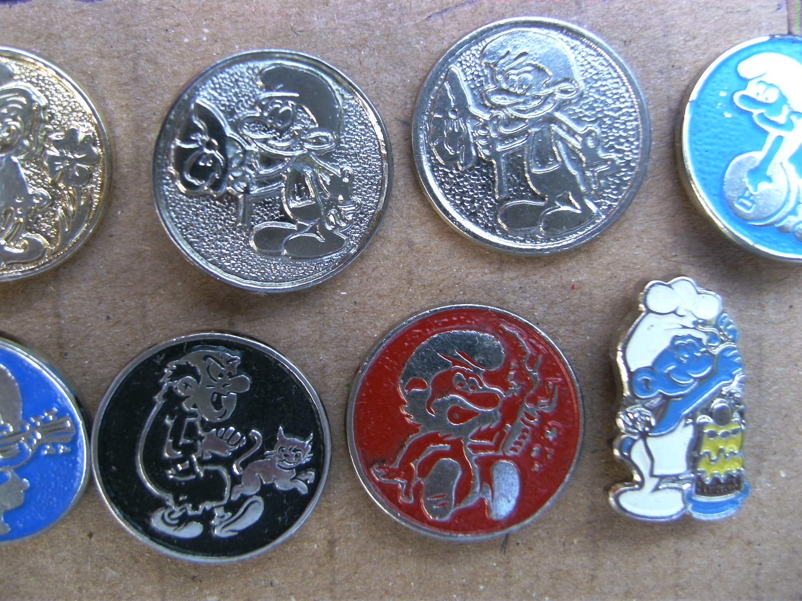 Smurfs Pin Colletcion Lot of 8 Different Pin Badge Smurfs | Etsy