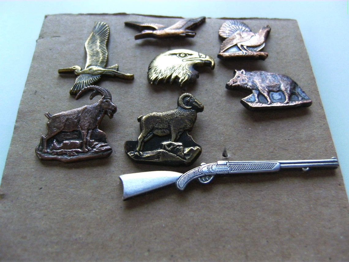 Hunter pin badge lot of 8 different pin badges | Etsy