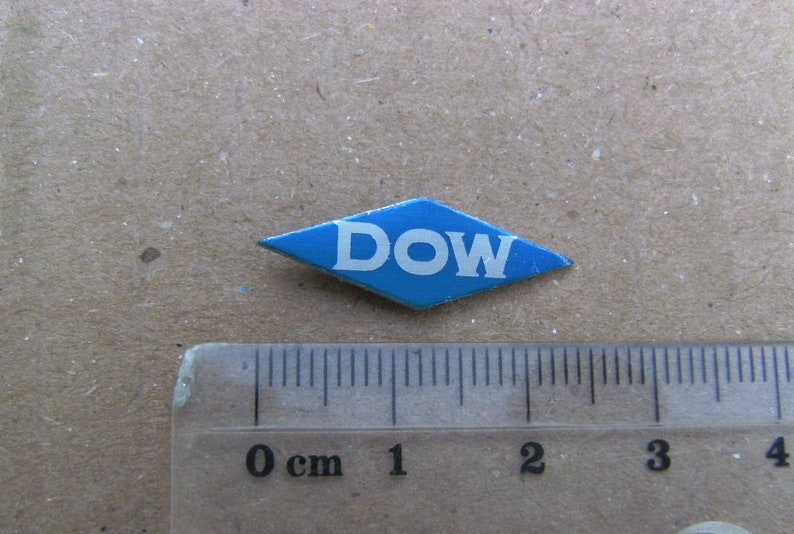DOW Logo Chemical Company - Vintage Pin Badge - Etsy