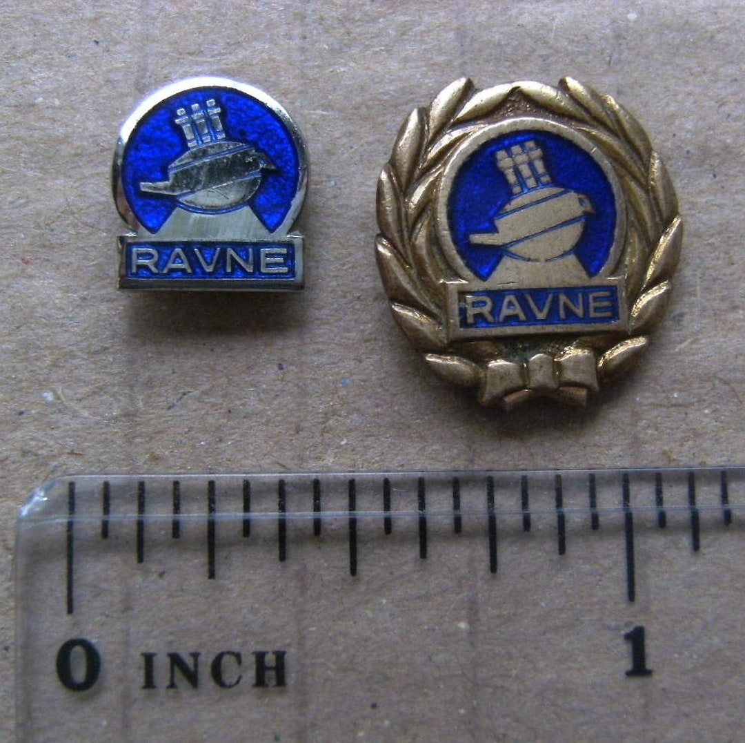 Antique Metal Ravne Steel Foundry Forging Company Advertising Forge Pin ...