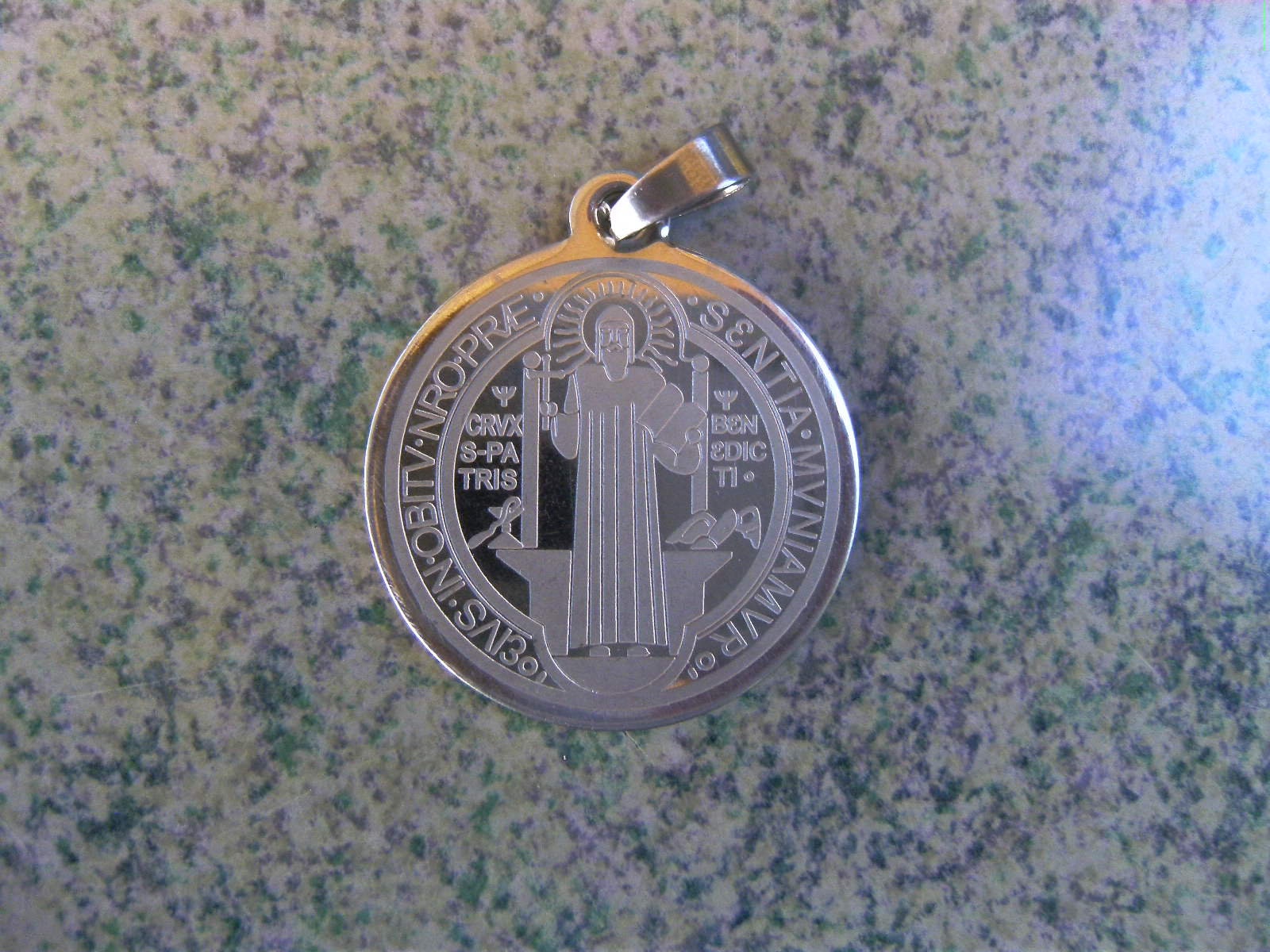 Saint Benedict Eivs in Obitv Nro Pra Sentia Mvniamvr Medal - Etsy