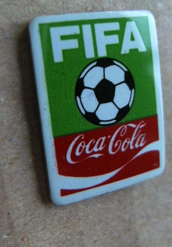 FIFA Coca-Cola Sponsor World cup soccer pin badge - Gem