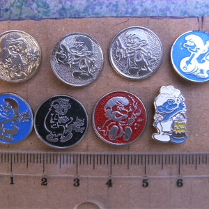 Smurfs Pin Colletcion - Lot of 8 Different Pin Badge - Smurfs Smurfette ...