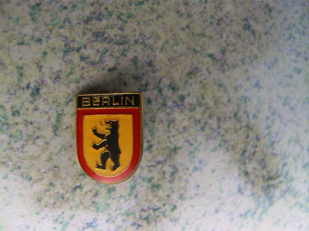 BERLIN Coat of Arms - Vintage Pin Badge - Etsy