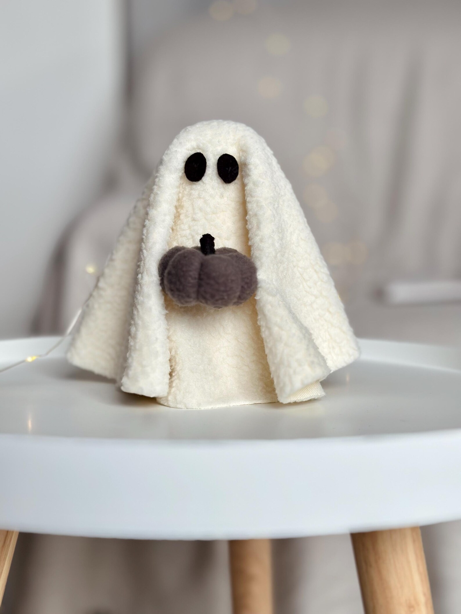 Sherpa Ghost Decor / Ghost Band / Cute Halloween Decoration - Etsy