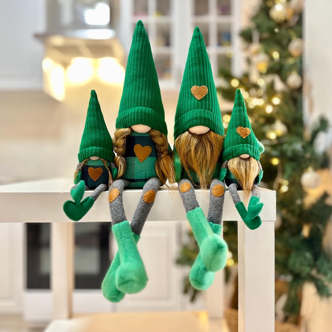 Green Christmas Gnomes, Farmhouse Holiday Gift Idea for Family - Etsy