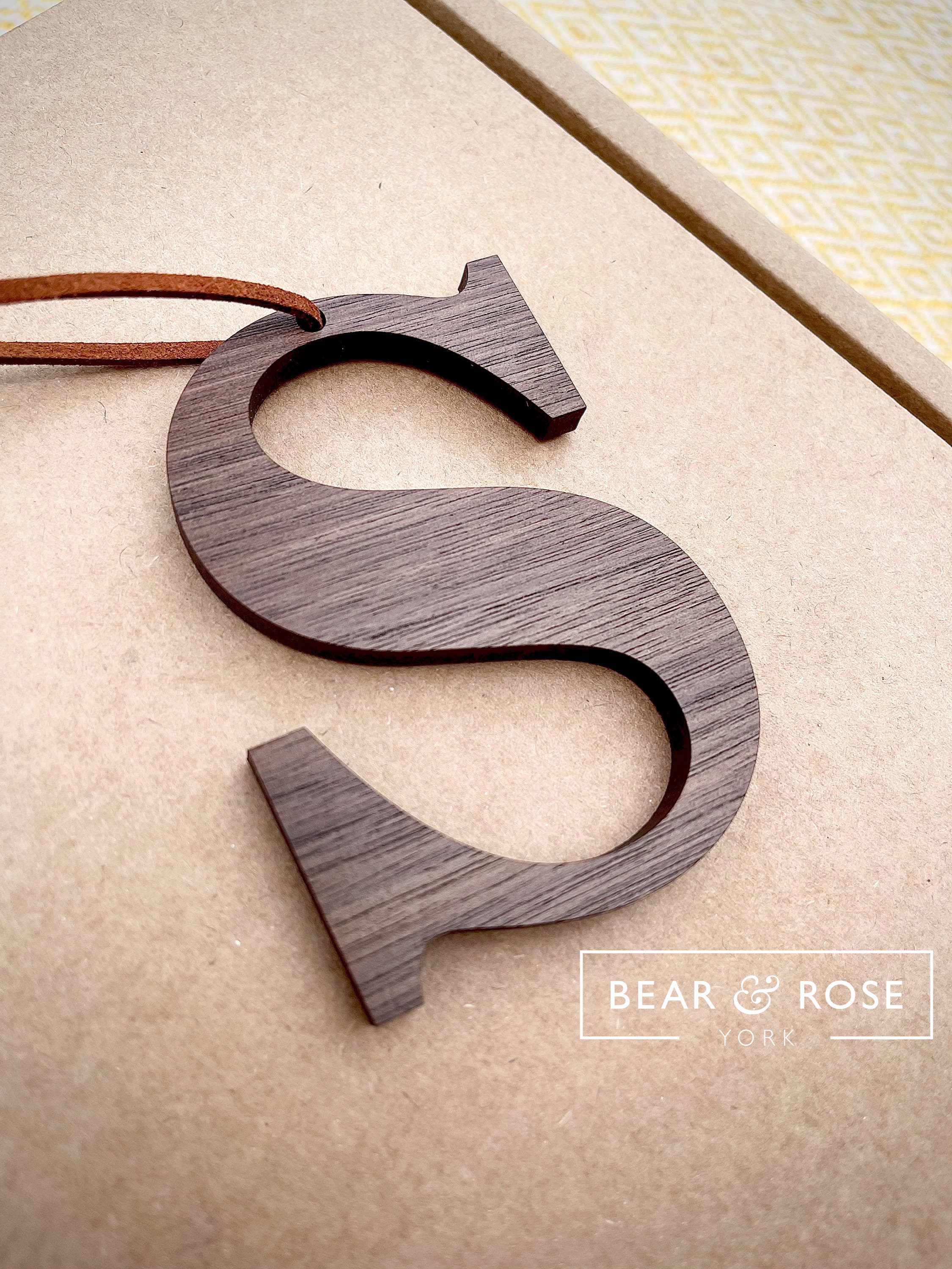 Personalised Initial Gift Tag / Table Decoration / Place Name - Etsy UK