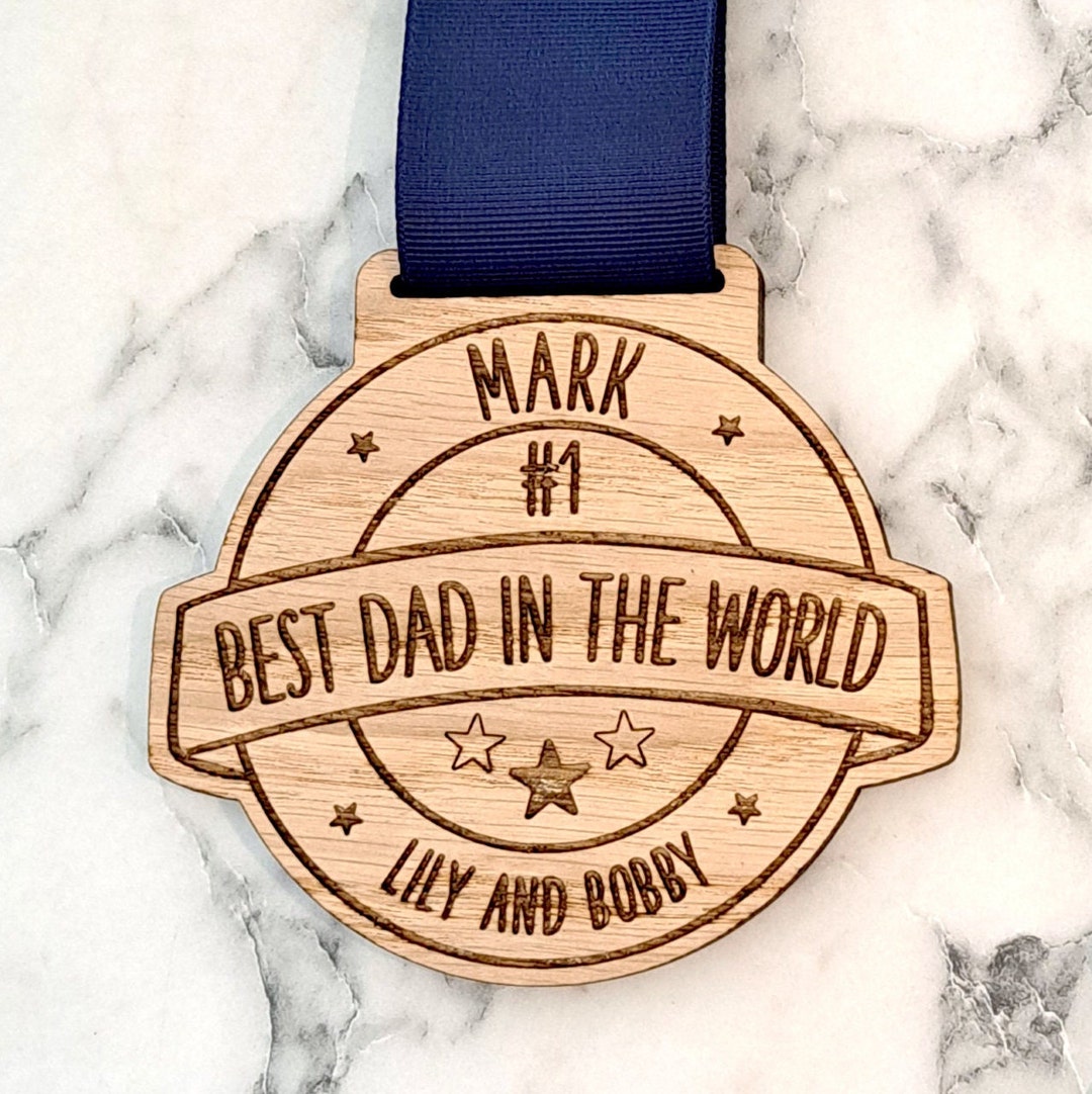 Personalised Medal - Father's Day - Best Dad - Etsy