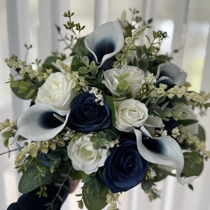 Navy Blue and White Wedding Flowers, Navy Blue and White Bridal Bouquet ...