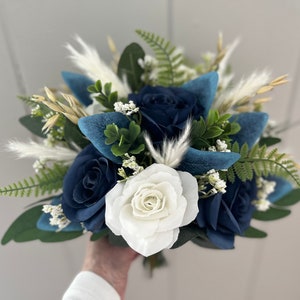 Navy Blue and White Bridal Bouquet, Navy Blue and White Wedding Flowers ...