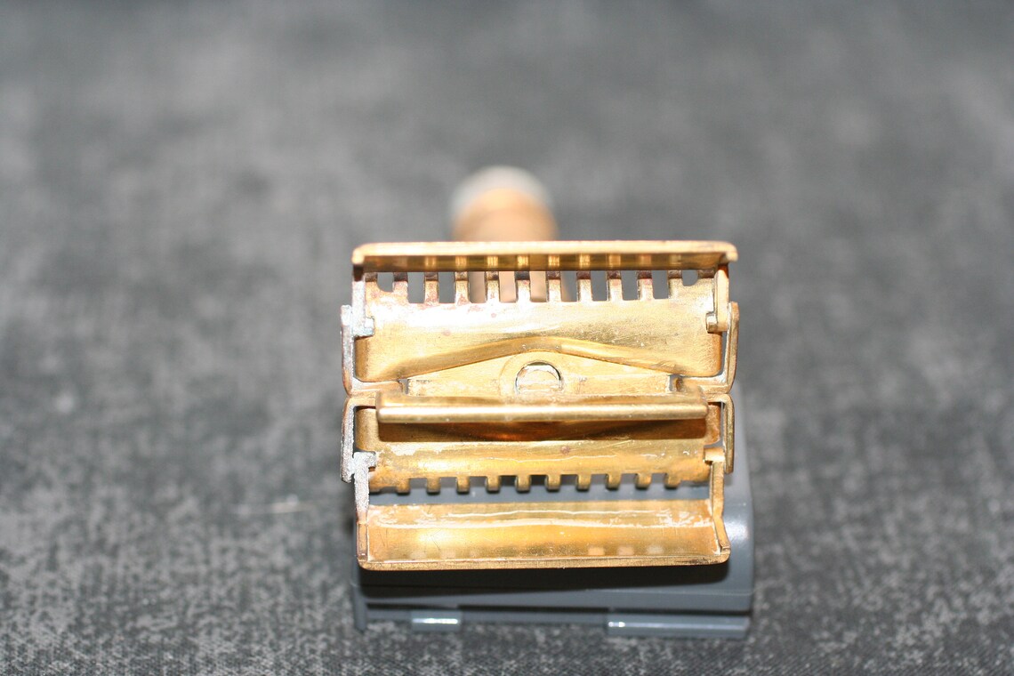 Vintage Gillette 1934 Aristocrat Brass Safety Razor 1956175/18955 - Etsy