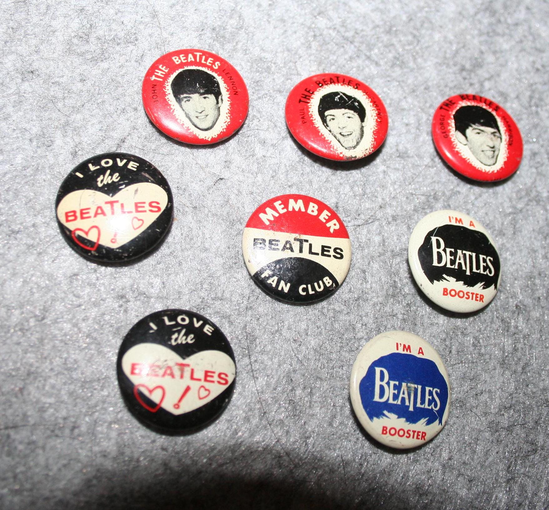 Seven Beatles Original 1964 VTG Pins Fan Club Buttons Green Duck Co ...