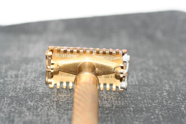 Vintage Gillette 1934 Aristocrat Brass Safety Razor 1956175/18955 - Etsy