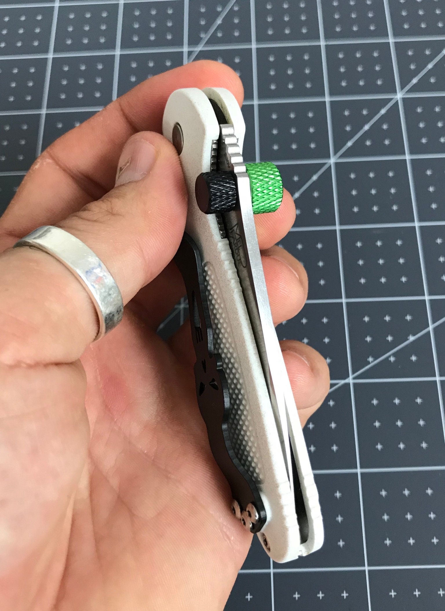 Benchmade Mini Griptilian Griptilian CUSTOM Green On Black | Etsy