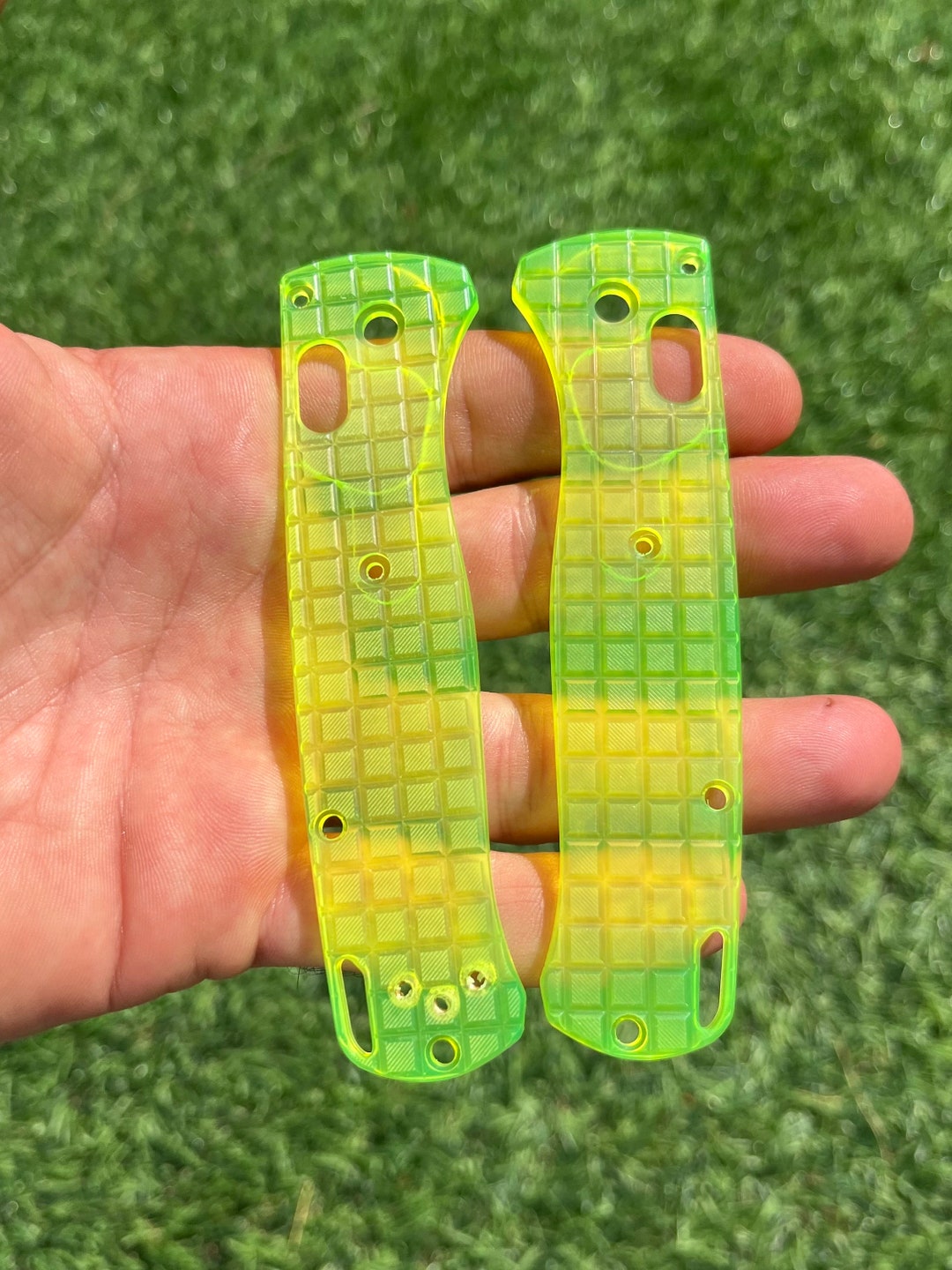 Benchmade Bugout 535 Replacement Scale Kit / Clear GREEN Fragged ...