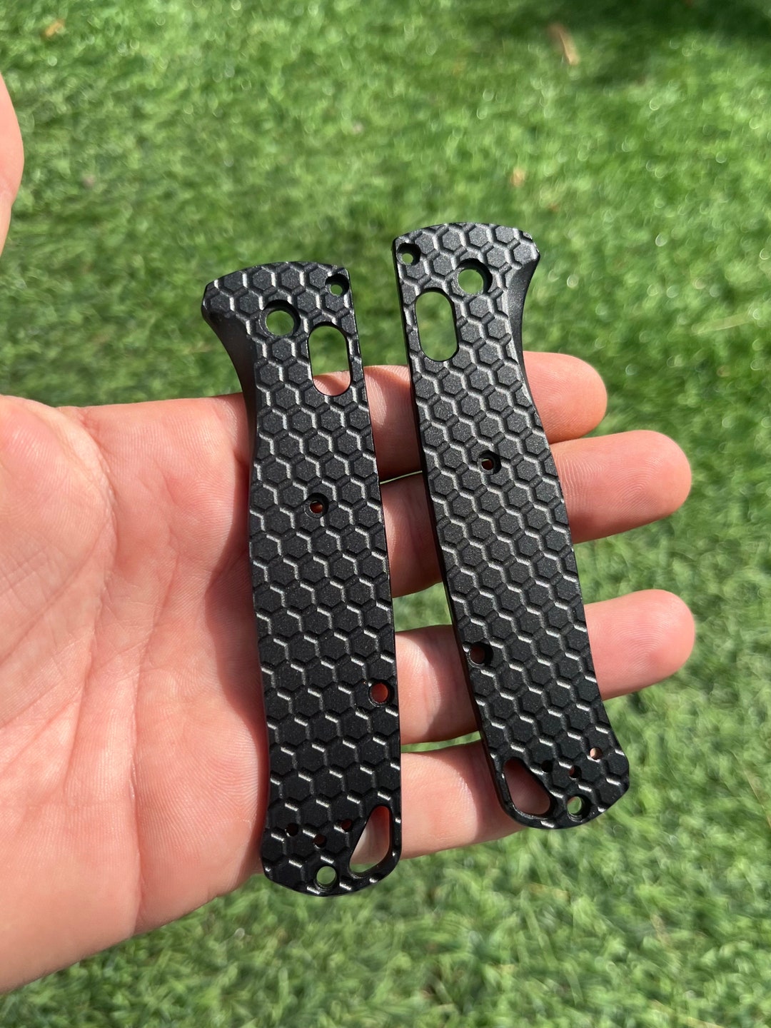 Benchmade Bugout 535 Replacement Scale Kit / BLACKOUT Metal Honey ...