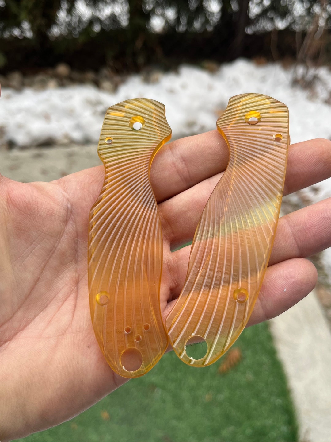 Spyderco Para 3 Replacement Scale Kit / Clear GOLDEN Linned Pattern ...