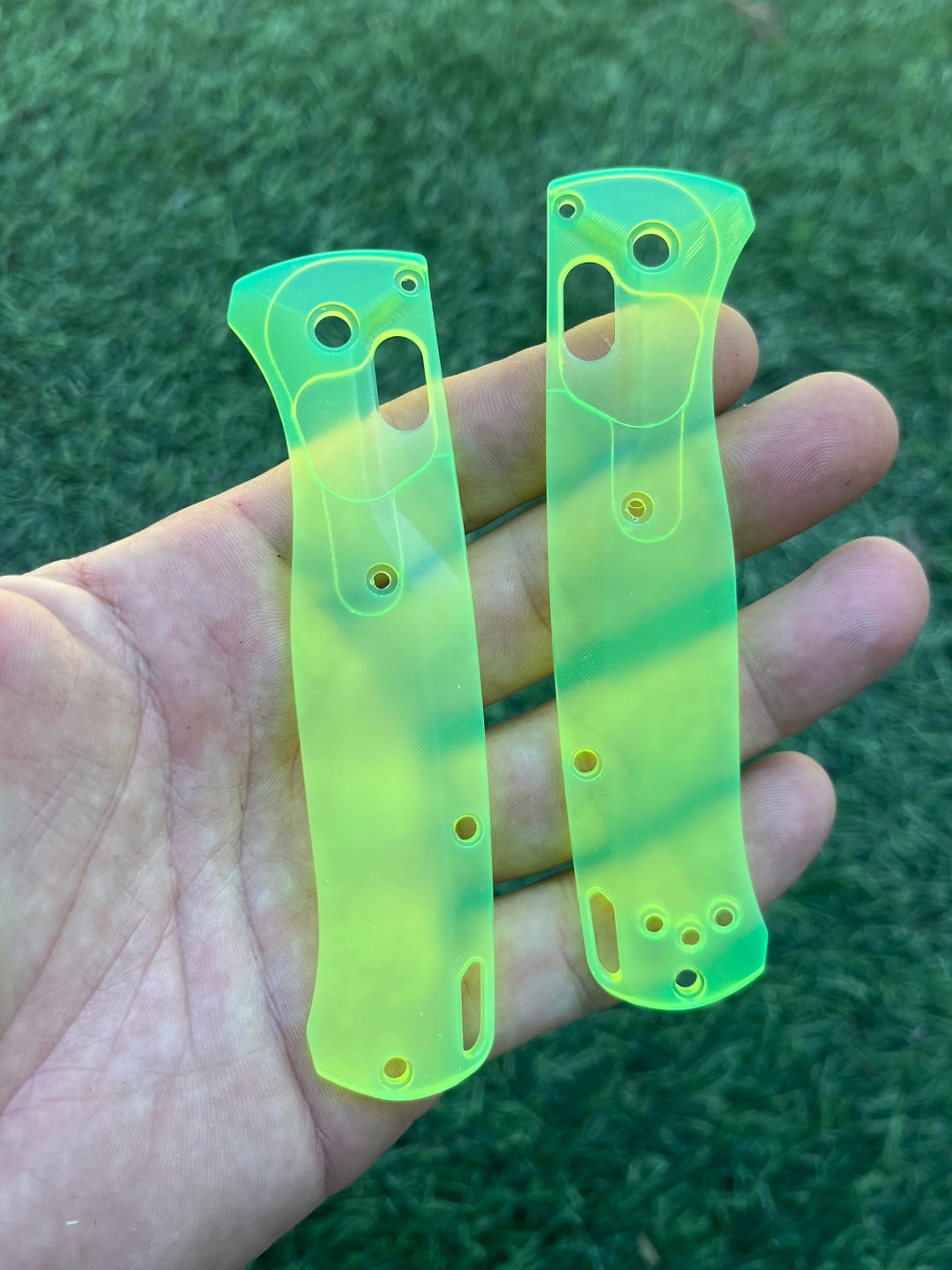 Benchmade Bugout 535 Replacement Scale Kit / Clear GREEN / Benchmade ...