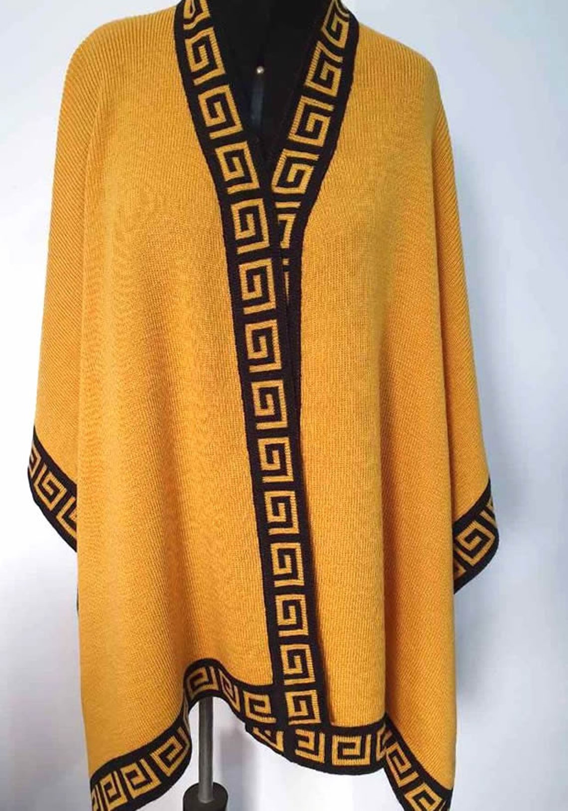 Luxurious Alpaca Ruana Wrap Classic Sleeveless Cape Alpaca - Etsy