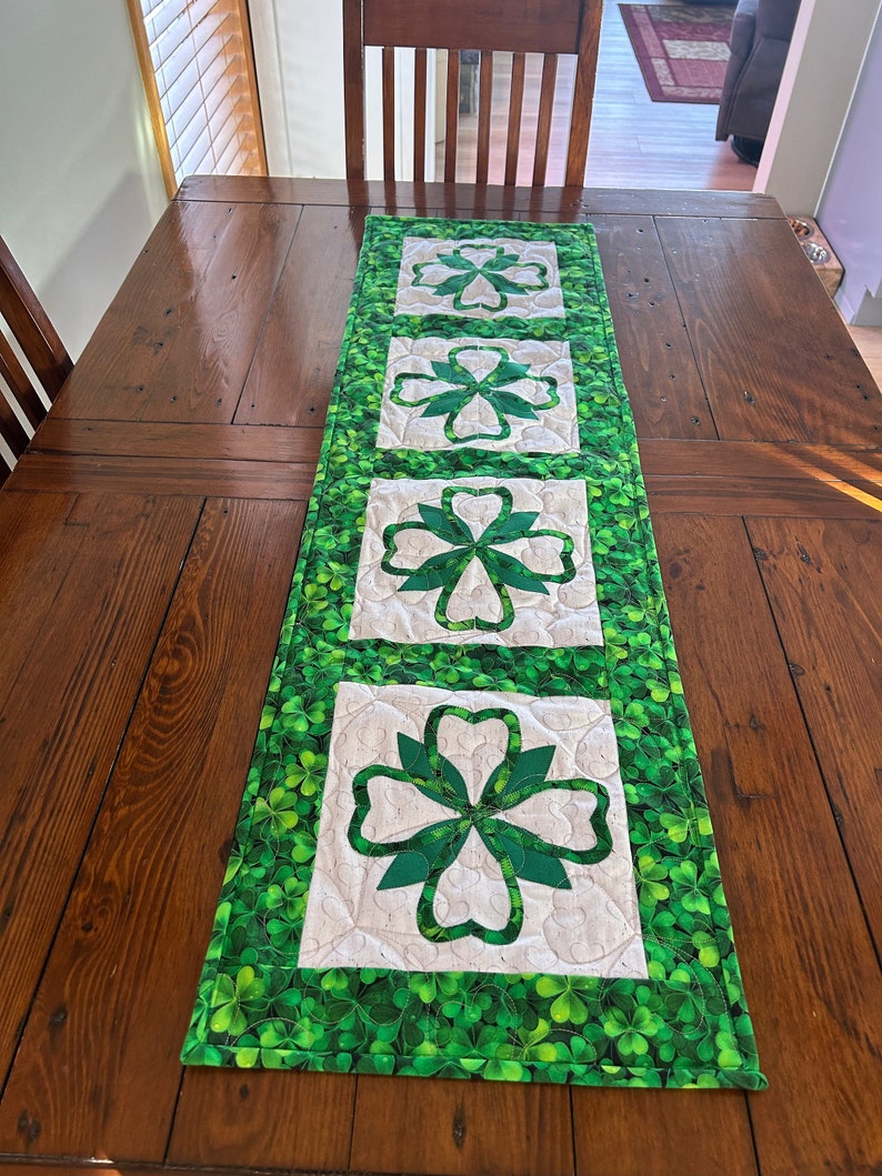 St. Paddy's Day Shamrock Table Runner - Etsy