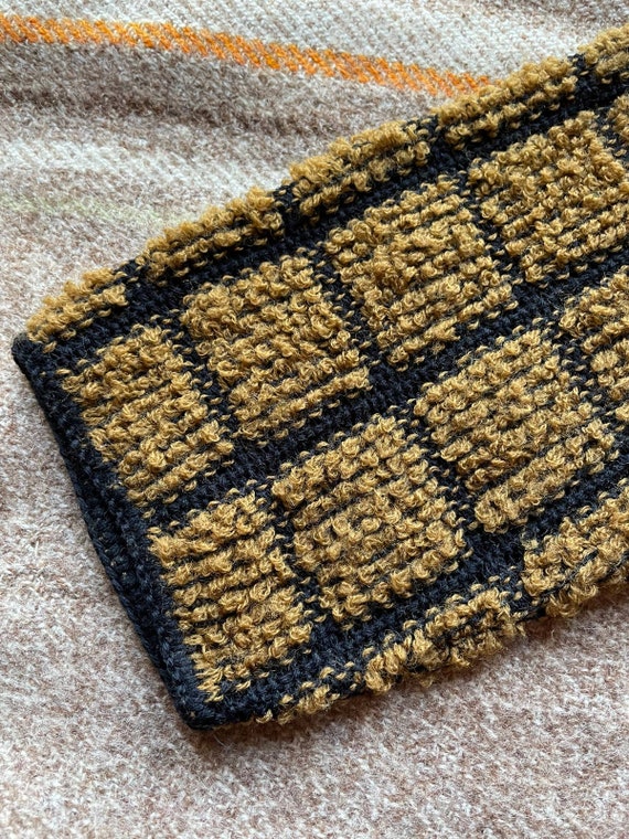 Vintage 1960s Crochet Pieced Shag Carpet Sweater Smal… - Gem